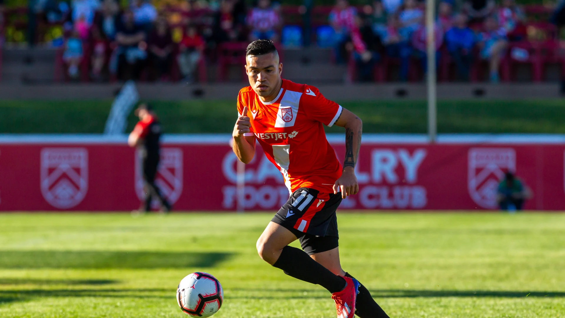 Escalante, Mavila return to Cavalry FC for 2020