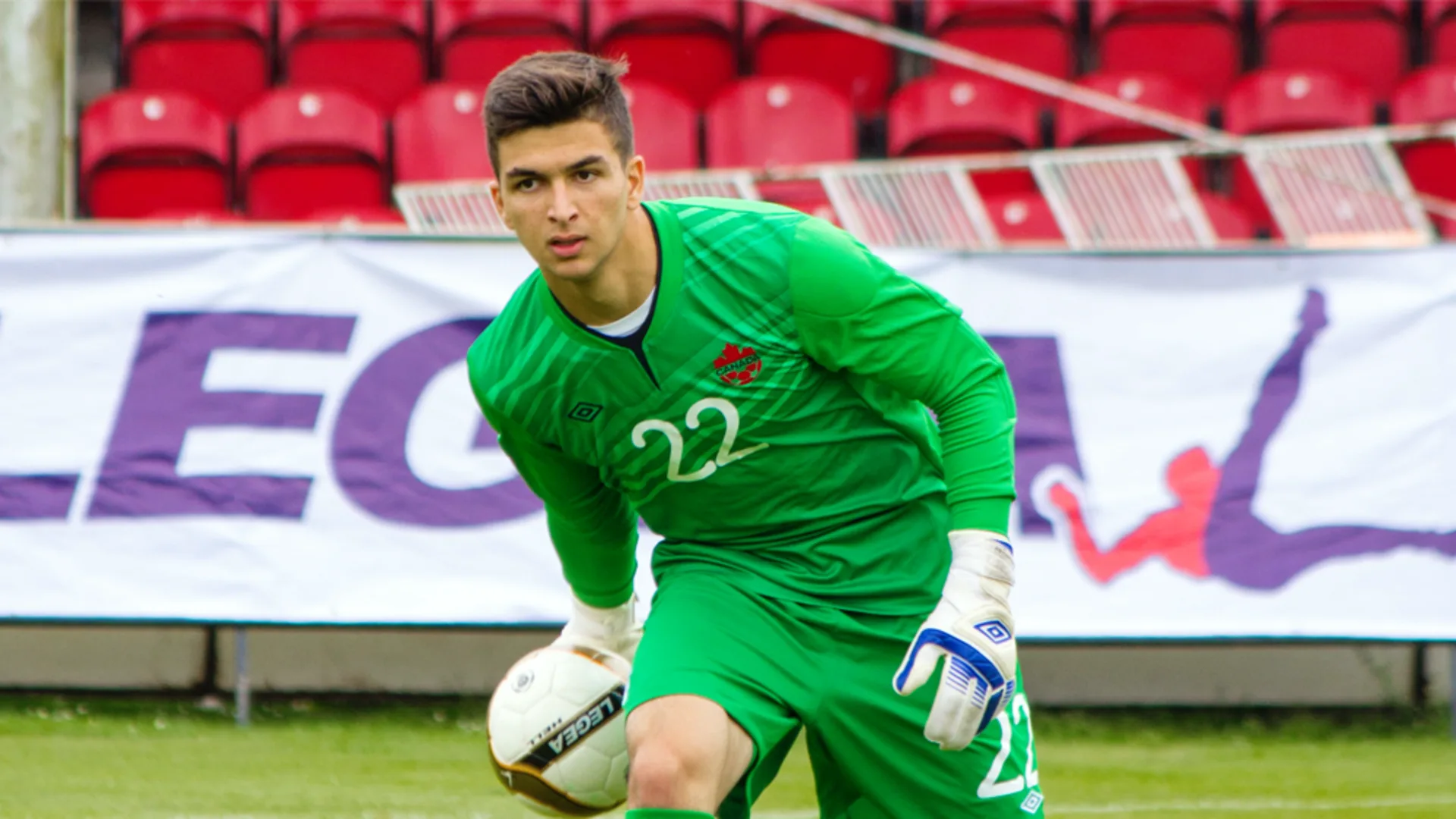 Cavs’ goalkeeping tandem finds ‘good balance’ in fight for No. 1 spot